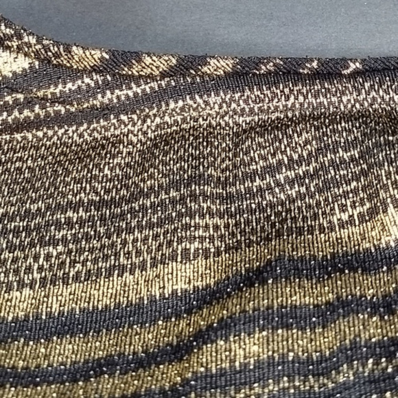 Cato | Tops | Cato M Black Gold Top Nwt | Poshmark